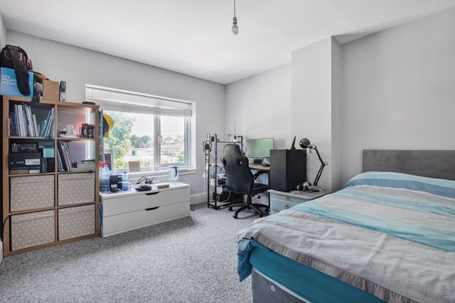 Marsh Lane Headington Oxford Ox3 5 Bedroom Semi Detached House For