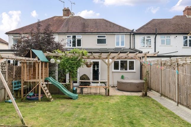 The Crossways, Old Coulsdon, Coulsdon CR5, 4 bedroom semi-detached ...