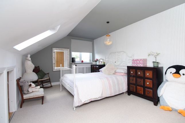 5 bed detached house for sale in Keysoe Row East, Keysoe, Bedford MK44 ...