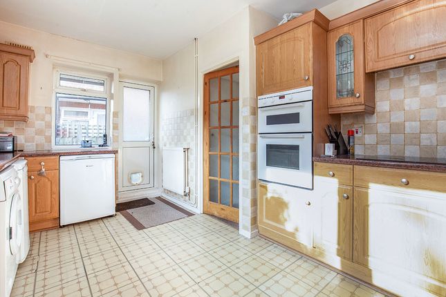 Lea Avenue, Rye, East Sussex TN31, 3 bedroom semi-detached house for ...