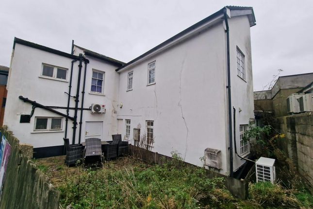 8 New Street, Basingstoke RG21, retail premises to let - 69172642 ...