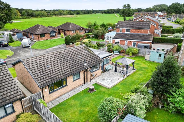 Orchard Close, Wincham, Northwich CW9, 2 bedroom bungalow for sale ...