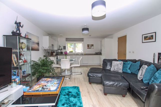 3 bed flat for sale in Meridian Way, Southampton SO14 - Zoopla