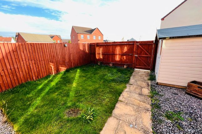 Stryd Bennett, Llanelli SA15, 3 bedroom semi-detached house to rent ...