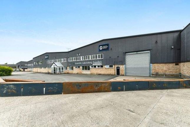 Nottingham South & Wilford Industrial Estate, Nottingham NG11, light ...