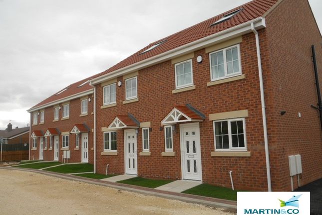 Glaisdale Court, Laughton Common, Dinnington S25, 4 bedroom town house ...