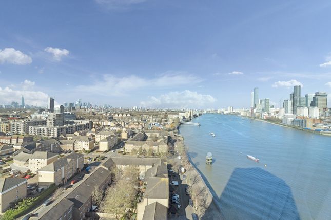 Aragon Tower, George Beard Road, London SE8, 2 bedroom flat for sale ...
