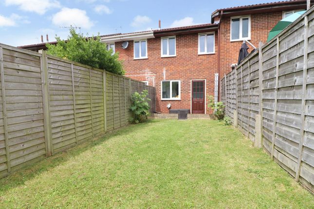 Walker Gardens, Hedge End SO30, 2 bedroom terraced house for sale ...
