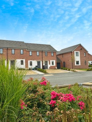 Garland Meadow, Tithebarn, Exeter EX1, 2 bedroom end terrace house for sale - 68255246 ...