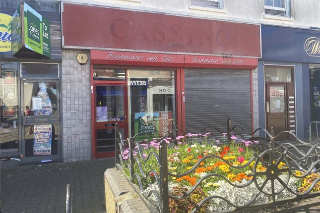 Retail premises to let in High Street, Littlehampton, West Sussex BN17 ...
