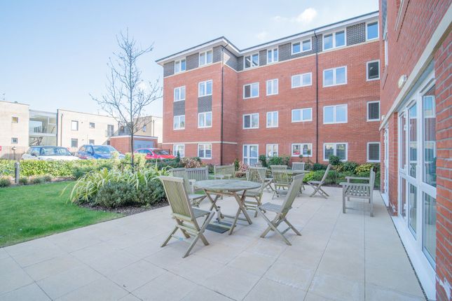 London Road, Basingstoke RG21, 2 bedroom flat for sale - 69829064 ...