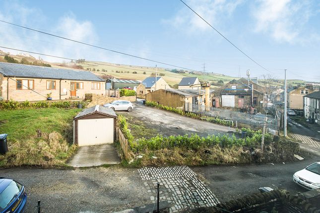 Boothtown Road, Halifax, West Yorkshire HX3, 3 bedroom terraced house ...
