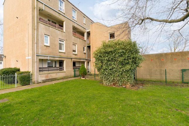 1 (Flat 4) Oxgangs Drive, Oxgangs, Edinburgh EH13, 2 bedroom flat for ...