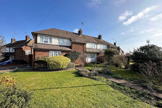 Berengrave Lane Rainham Gillingham Me8 5 Bedroom Semi Detached House