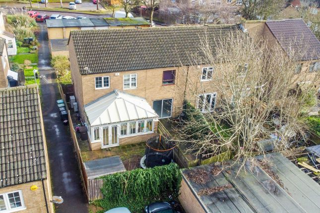 Abbots Field, Gravesend DA12, 3 bedroom end terrace house for sale - 69386912 | PrimeLocation