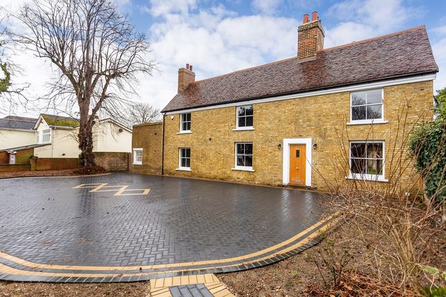 5 bed detached house for sale in Hainault Road, Chigwell IG7 - Zoopla