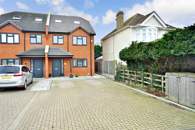Maidstone Road Rainham Gillingham Kent Me8 4 Bedroom Semi Detached