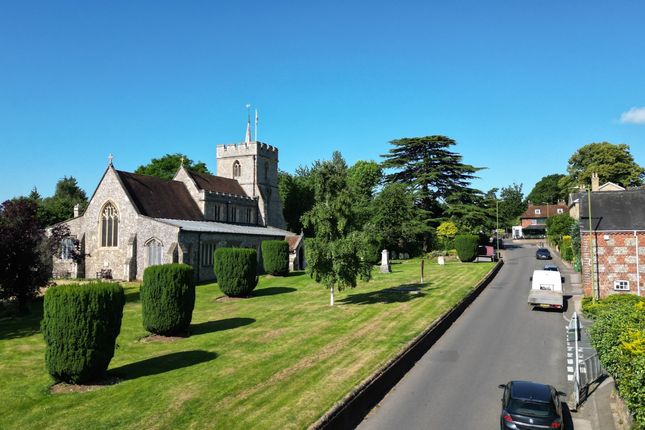 Navarre Court, 10 Primrose Hill, Kings Langley, Hertfordshire WD4, 2 ...