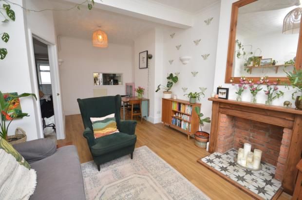 Courtenay Road, St Thomas, Exeter EX2, 2 bedroom terraced house for ...
