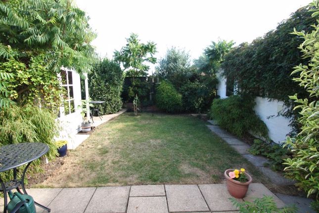 Fernfield, Hawkinge, Folkestone CT18, 2 bedroom semi-detached house for ...