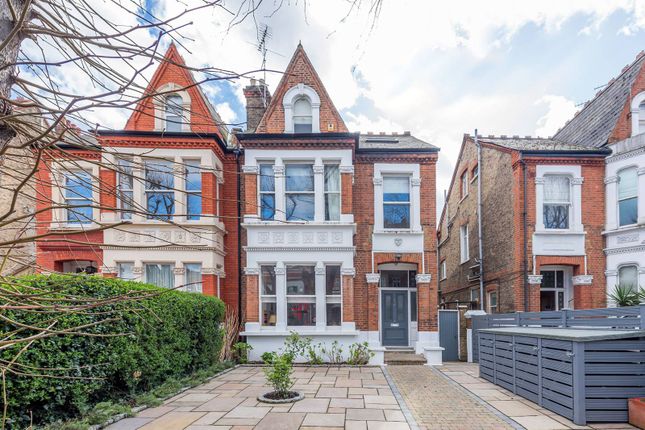 Homes for Sale in Chiswick High Road, London W4 - Buy Property in ...