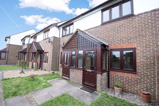 Watersplash Road, Shepperton TW17, 1 bedroom semi-detached house for ...