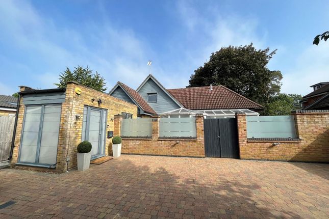 The Close, Rectory Lane, Stevenage SG1, 6 bedroom detached house for ...