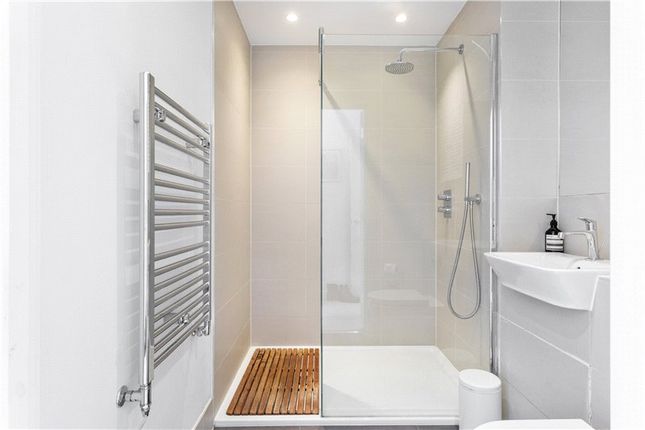 Ferrier Apartments, 336 Clapham Road, London SW9, 2 bedroom flat for ...