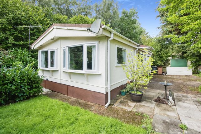 Baddesley Road North Baddesley Southampton So52 2 Bedroom Detached