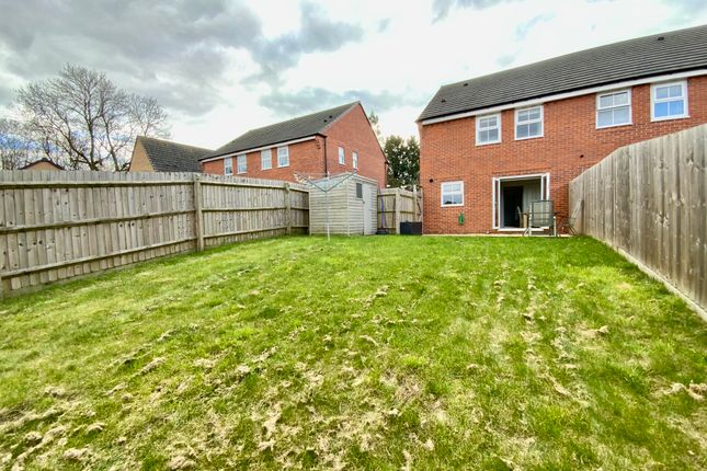 Whetstone Street, Redditch B98, 3 bedroom semi-detached house for sale ...