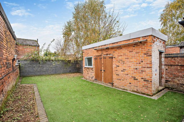 Winnington Lane, Northwich CW8, 3 bedroom end terrace house for sale ...