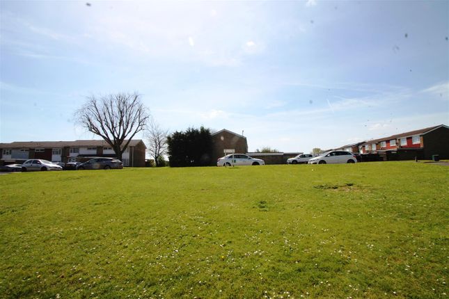 Hithercroft Road, Downley, High Wycombe HP13, 3 bedroom terraced house ...