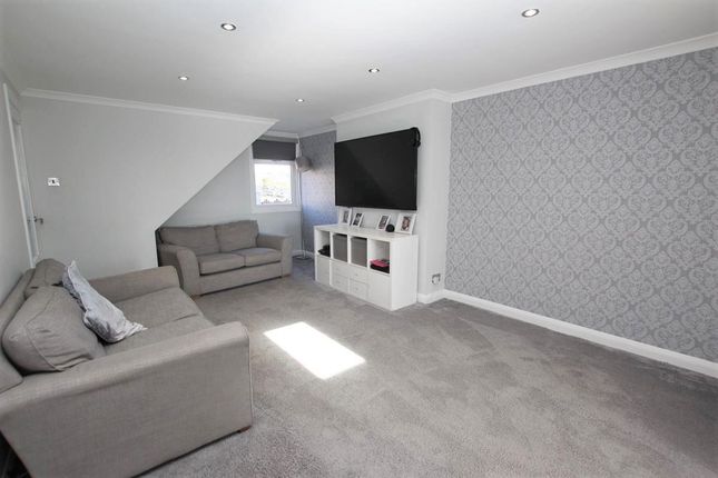 Quarry Knowe, Lanark ML11, 3 bedroom semi-detached house for sale ...