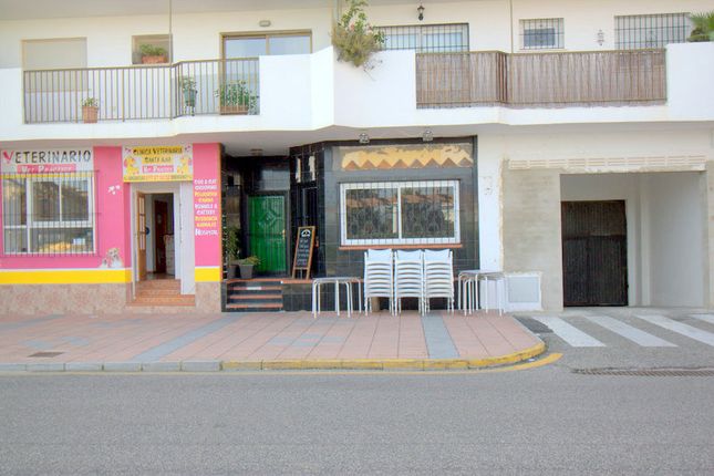 Sabinillas, Manilva, Málaga, Andalusia, Spain, pub/bar for sale ...