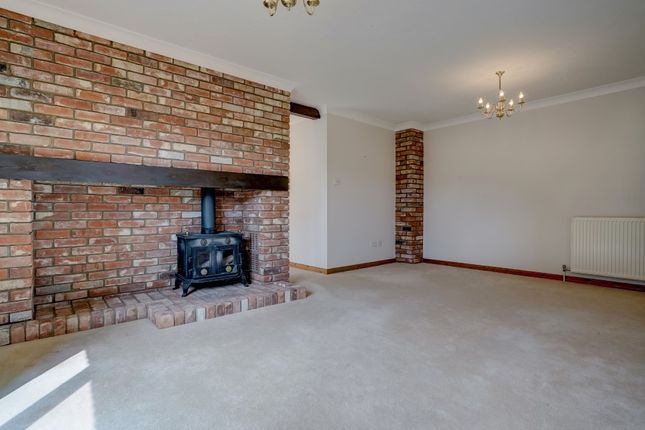 Millway, Barnby, Beccles NR34, 3 bedroom link-detached house for sale ...