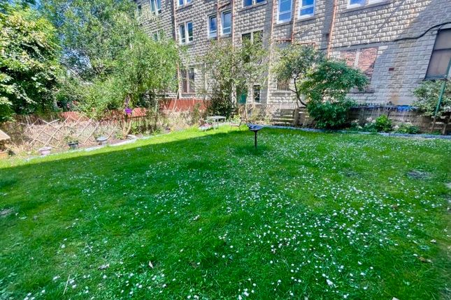 Highburgh Drive, Burnside, Glasgow G73, 2 bedroom flat for sale ...