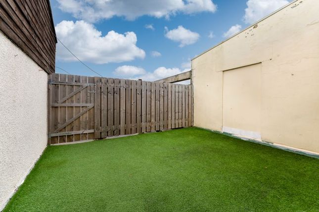 Newbigging, Musselburgh EH21, 3 bedroom flat for sale - 63840937 ...