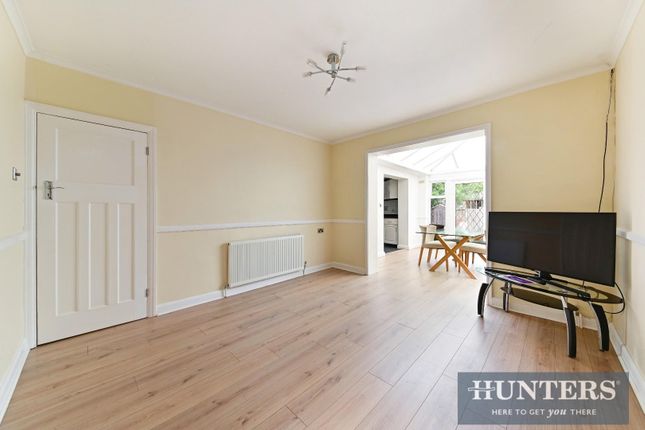 Tudor Avenue, Worcester Park KT4, 4 bedroom semi-detached bungalow for sale - 62379499 ...