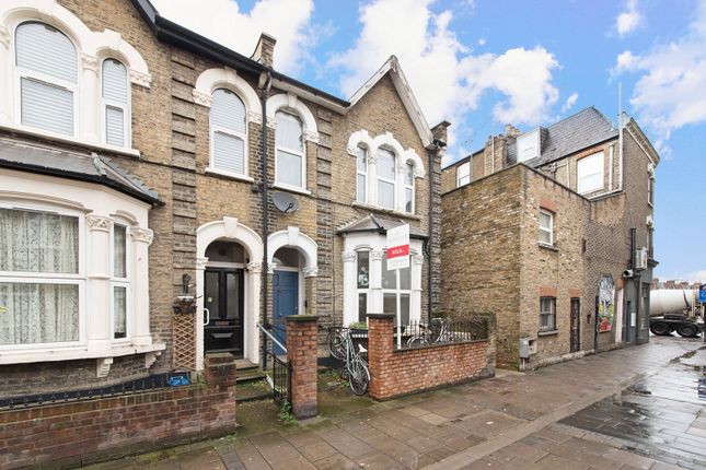 1 bed detached house for sale in Clapton Passage, Lower Clapton E5 - Zoopla