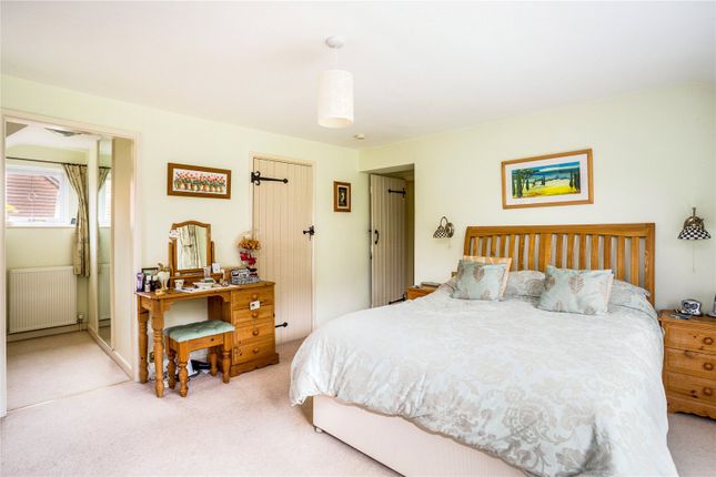 Knowl Hill, Kingsclere, Newbury, Hampshire RG20, 4 bedroom detached ...