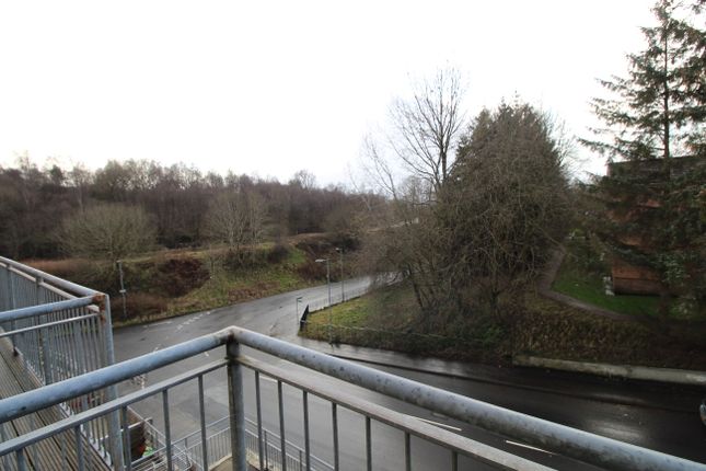 Lochburn Gate, Glasgow G20, 2 bedroom flat for sale - 63511831 ...