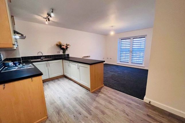 Kayley House, New Hall Lane PR1, 2 bedroom flat to rent - 64272351 ...