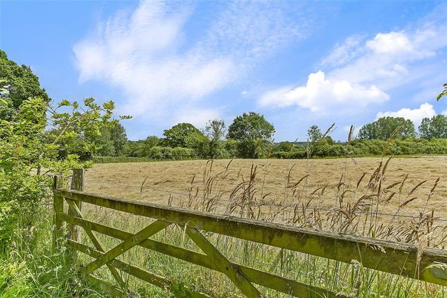 Pump Lane, Framfield, Uckfield, East Sussex TN22, 3 bedroom semi ...