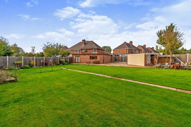 South Crescent, Featherstone, Wolverhampton WV10, 4 bedroom semi ...