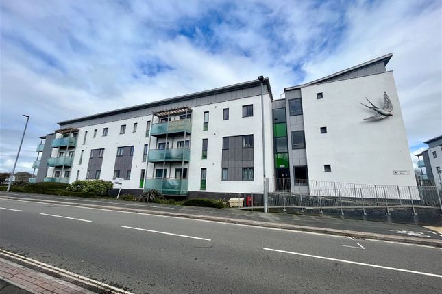 West Golds Way, Newton Abbot TQ12, 2 bedroom flat for sale - 66815599 ...