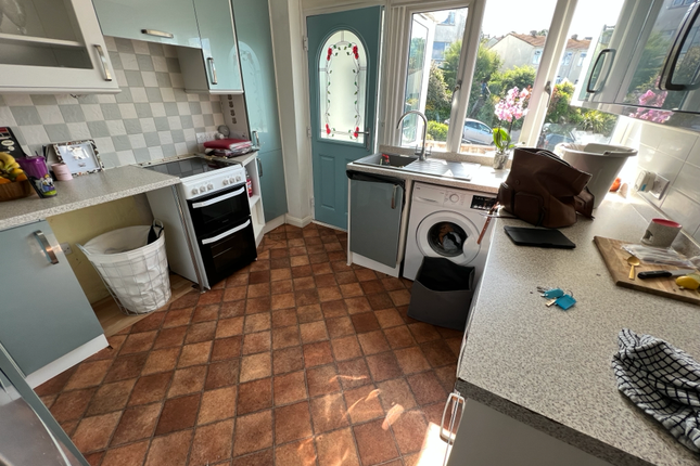 Deer Park Avenue Teignmouth Tq14 3 Bedroom Detached Bungalow To Rent