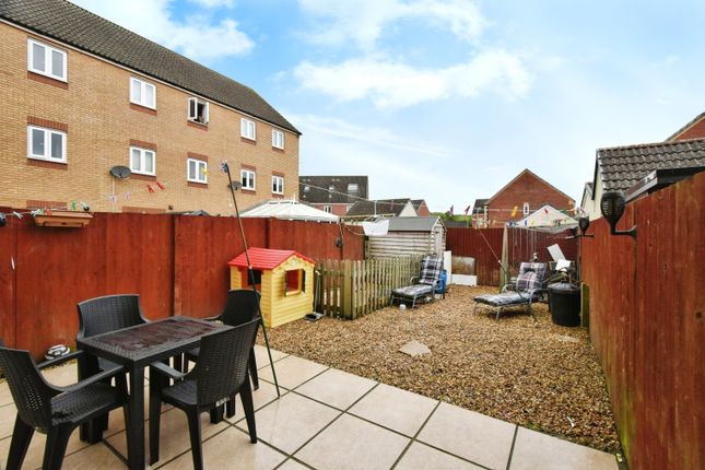 Tir Yr Yspyty, Bynea, Llanelli, Carmarthenshire SA14, 3 bedroom end ...