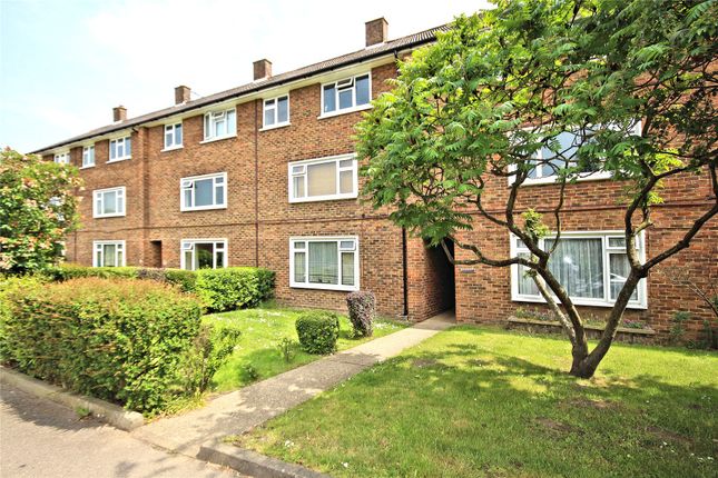 1 bed flat for sale in Sundridge Road, Woking GU22 - Zoopla
