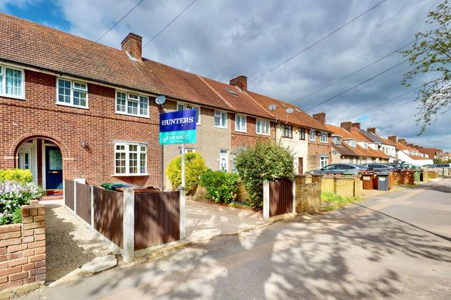 Valence Avenue Dagenham Rm8 3 Bedroom Terraced House For Sale