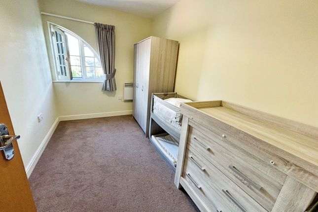 Wharton Court, Hoole Lane, Chester, Cheshire CH2, 2 bedroom flat for ...